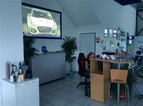 Unser Showroom Garage Patrick Schaad Ag