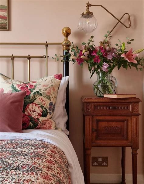 Vintage Bedroom Interior Design Ideas