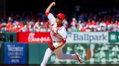Dodgers Add Giovanny Gallegos Former Cardinals Closer