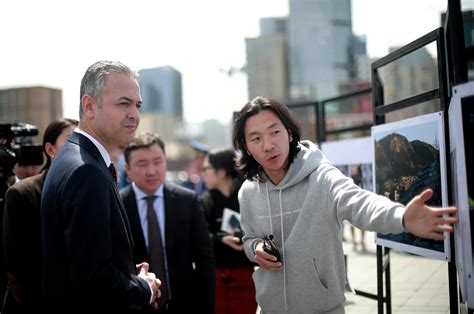 “Нуранги” гэрэл зургийн үзэсгэлэн нээгдлээ Serune Mn Ёс зүйтэй мэдээлнэ