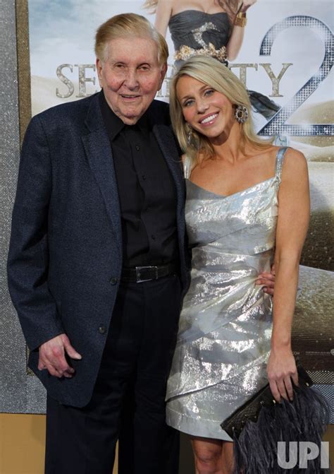 Photo Sumner Redstone And Wife Arrive At The Sex And The City 2