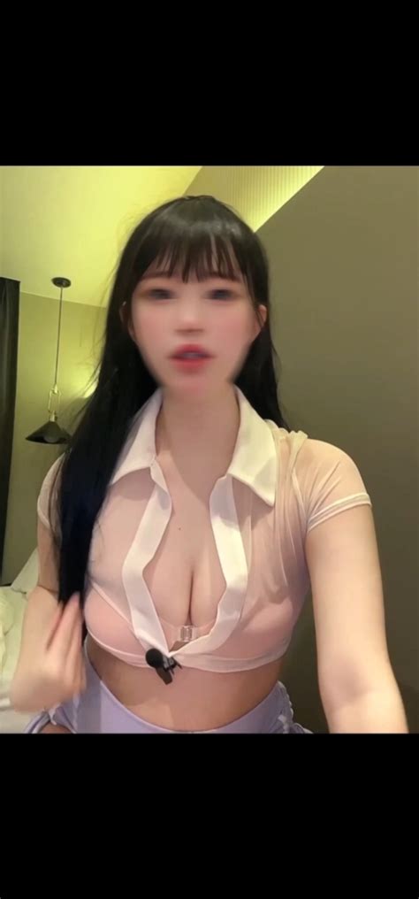 Sexy Korean Fart Femdom Sexy Korean Fart Femdom