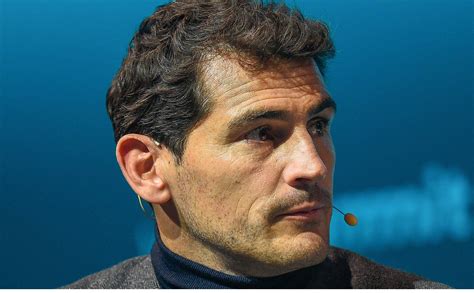 Iker Casillas Y La Actriz Porno Claudia Bavel Pillados Juntos En