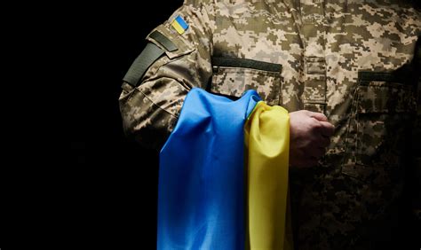 Зеленський планує продовжити воєнний стан і мобілізацію Новини