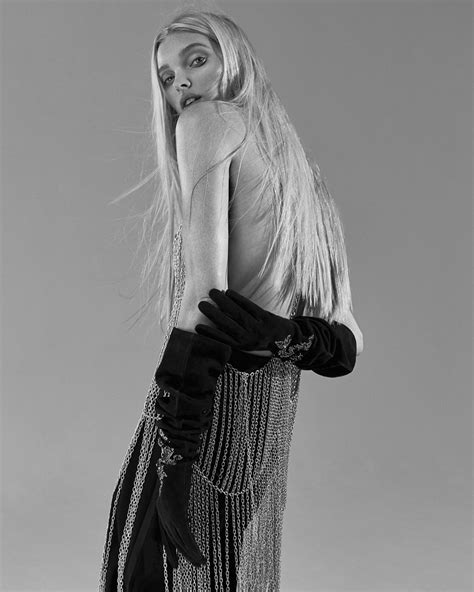 Elsa Hosk Nude And Sexy For Elle 33 Photos The Fappening