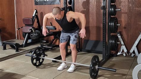 How To Do The Barbell High Row For A Powerful Muscular Upper Back Breaking Muscle