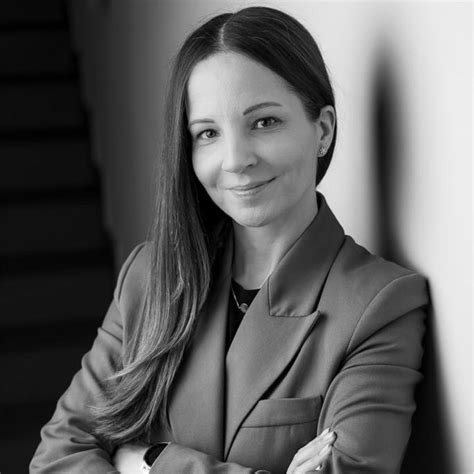 martyna nowak jakon inwest linkedin