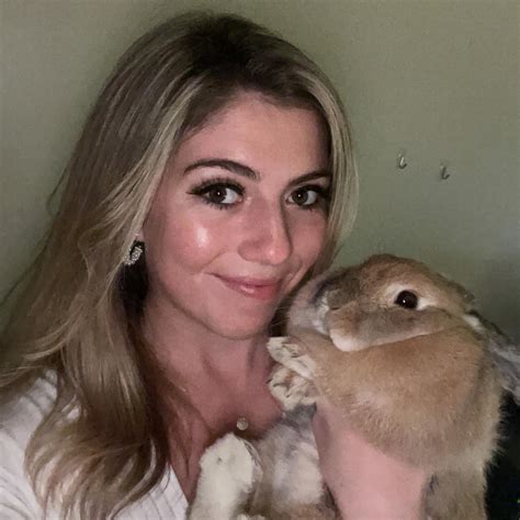 Hannah Graces Postlemon8