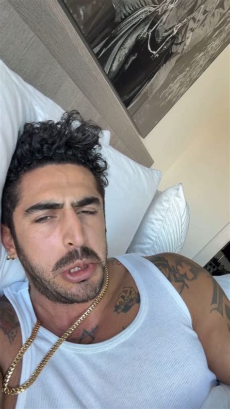 Fan Page ‎واسه آیسان چی خوبه زود خوب شه؟ 😬 Aisaneslaamil فالو یادت