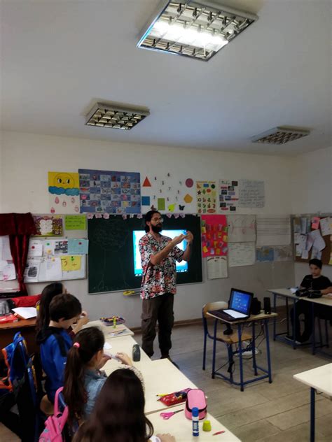 თბილისის მე 10 საჯარო ქ თბილისის მე 10 საჯარო სკოლა