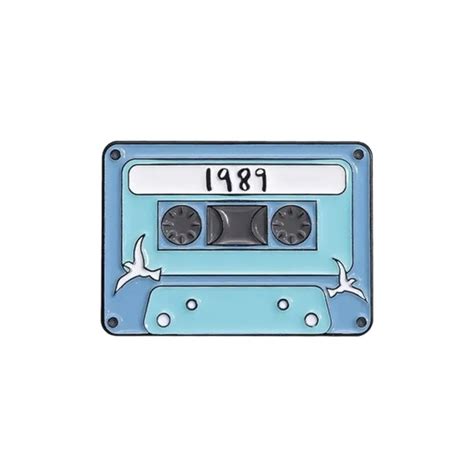 Accessories 318 Taylor Swift 1989 Album Cassette Tape Enamel Pin