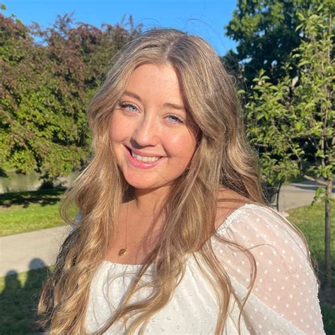 Isabelle Nee Linkedin