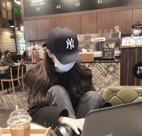 Épinglé Par Ulzzang C2🪐 Sur Girls Type♡︎♥︎ Mode Coreen