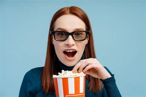 Premium Photo Astonished Ginger Woman With Braces And 3d Glasses