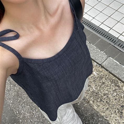 [인기폭주] 데님 뷔스티에 끈 나시 스판 레이어드 청나시 에이블리