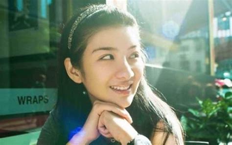 女人須知！男人對你有這8種表現的話，肯定是愛上你了！ 每日頭條