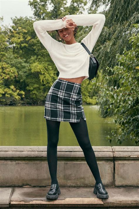 What To Wear With A Plaid Skirt Glamourground