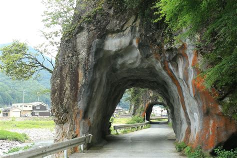 与位の洞門 まーちゃんの旅日記 与位の洞門 まーちゃんの旅日記