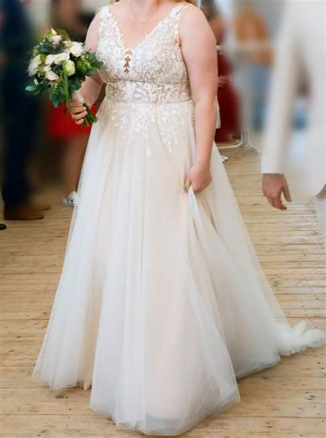 Gorgeous A Line Illusion Neckline Plus Size Wedding Gown