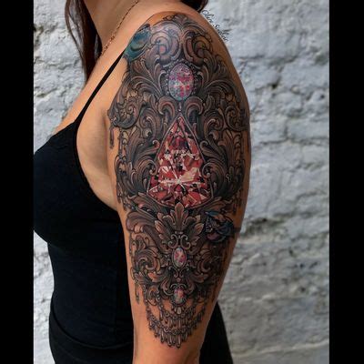 Clara Sinclair • Tattoo Artist • Tattoodo