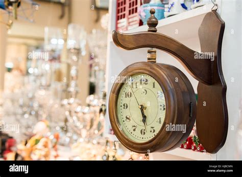 Vintage Retro Clock And Mechanism Stock Photo Alamy