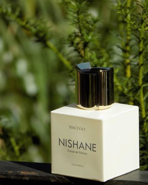 Hacivat Nishane Perfume A Fragrância Compartilhável 2017