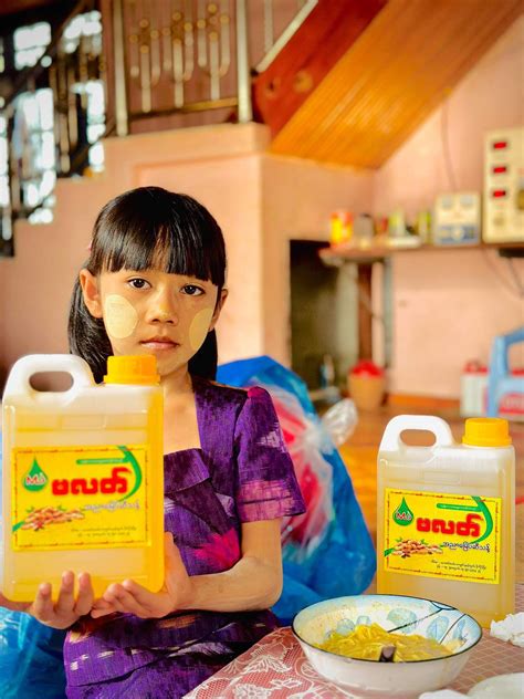 Linux Data World သင့်ရဲ့ လုပ်ငန်းခွင်မှာ English စာကို Professional ကျကျ ရေးတတ် ပြောတတ် ချင်ပ