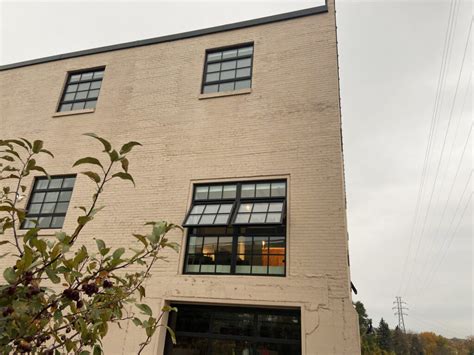 The Confluence Hotel St Cloud Window