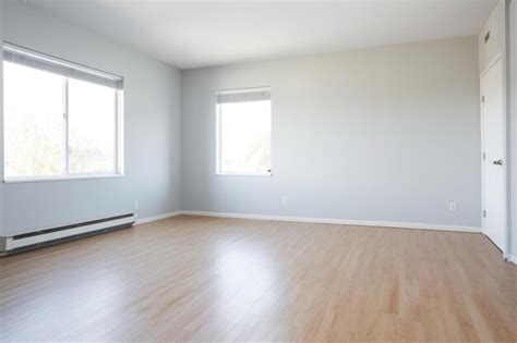 Premium Ai Image Empty Room After Relocation