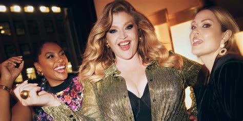 Meredith Shaws Tips For Holiday Dressing Elle Canada Magazine Beauty Fashion And Lifestyle