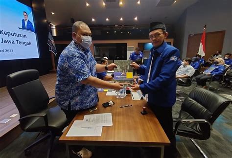 Terima Sk Dari Dpp Dpc Demokrat Kabupaten Semarang Rapatkan Barisan Jatengpos Co Id