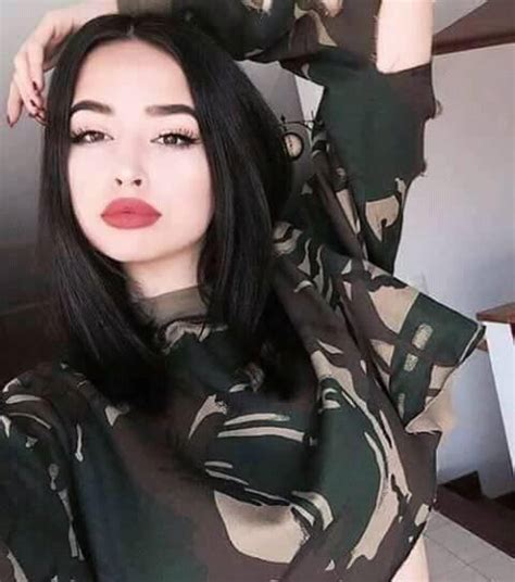 საქართველოს ლამაზი გოგოები და ბიჭები Home