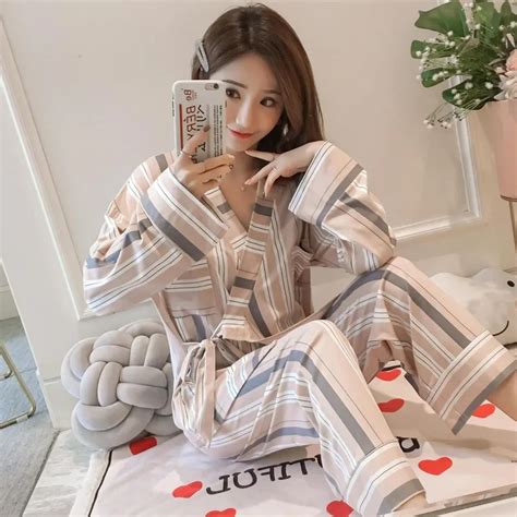 Qweek женские пижамы Осенние атласные женские пижамы новые простые пижамы для женщин для