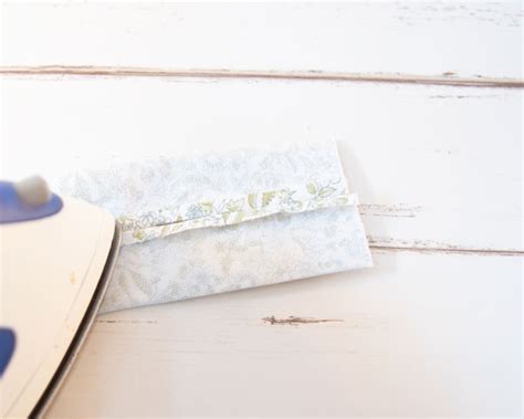 How To Sew A Bow For Instant Smiles Elizabeth Made This