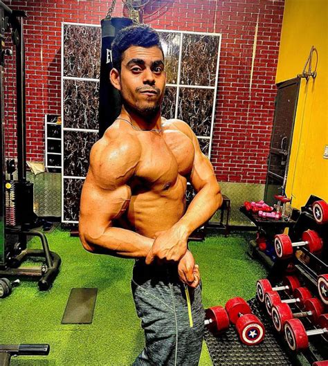 abdullah butt medium