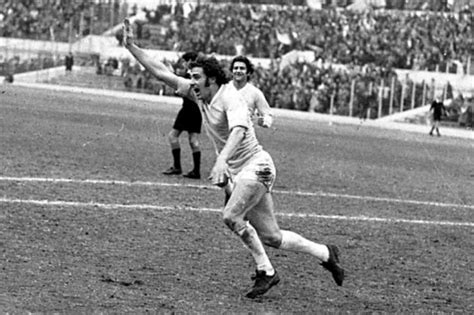 Giorgio Chinaglia Biografia Del Mitico Attaccante Della Lazio Campioni Calcio
