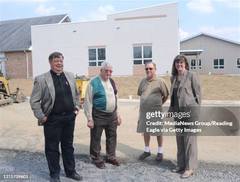 Harold Rowe Photos And Premium High Res Pictures Getty Images