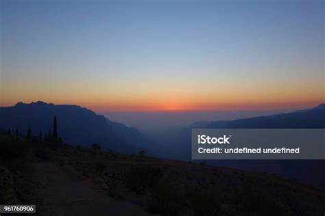 다 나 역사적인 마 요르단 중동 근처 데 생물권 자연 보호구의 협곡 풍경 0명에 대한 스톡 사진 및 기타 이미지 0명 계곡 고대의 Istock