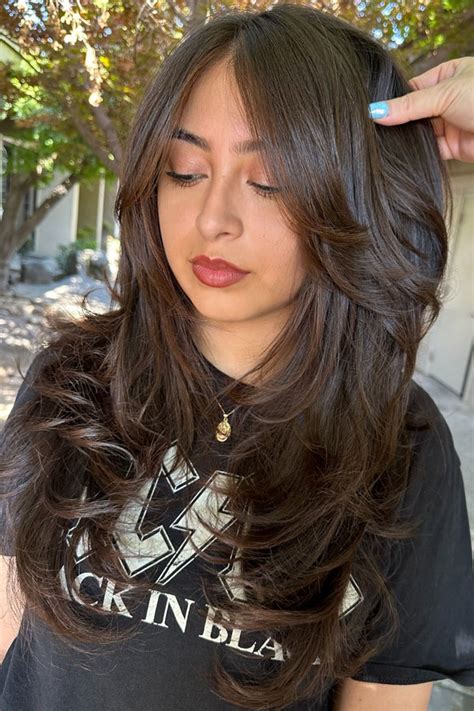 50 Shag Haircuts With Bangs Brunette Long Pixie Shag