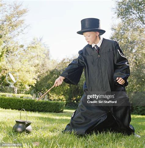Warlock Costume Photos And Premium High Res Pictures Getty Images