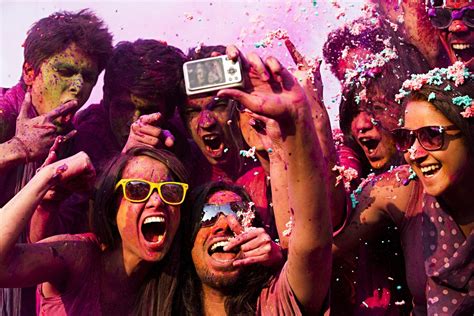 Celebrate Holi Party At Workplace Fun Office Holi Party Activities Games Ideas For Corporate