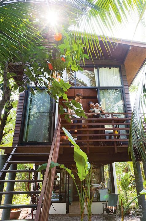 แบบบ้านไทยใต้ถุนสูง โปร่ง โล่ง สบาย สัมผัสอบอุ่นน่าอยู่ทุกหลัง