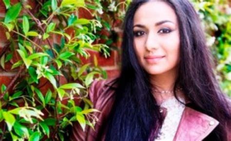 Sikh Youtube Star Manika Kaur Sikhnet