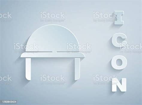 종이 는 회색 배경에 격리 된 군사 헬멧 아이콘을 잘라 방어와 보호의 육군 모자 기호 보호 모자 종이 아트 스타일 벡터 3차원 형태에 대한 스톡 벡터 아트 및 기타 이미지