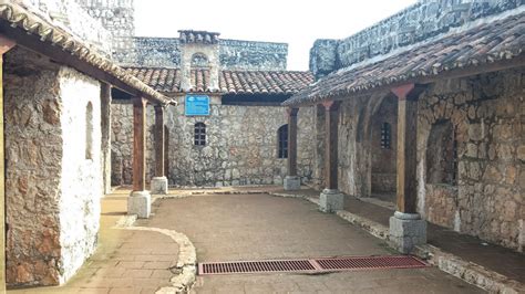 무료 이미지 거리 도시 건물 골목 벽 마을 시골집 재산 관광 여행 유적 수도원 고대 역사 4160x2340 55167 무료 이미지 Pxhere