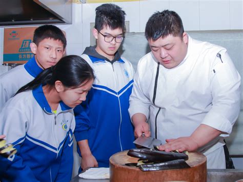 丰职职业体验带你品尝北京十二中学生的烹饪首秀 北京市丰台区职业教育中心学校