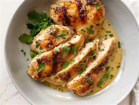 Creamy Garlic Chicken Rich Tender And Ready In 30 Minutes