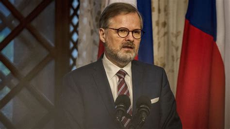 Чешкият премиер обеща на Зеленски още снаряди за Украйна Новини бг