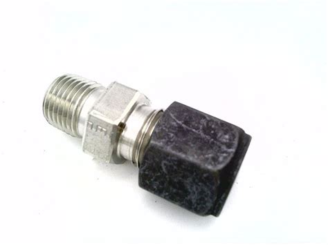 4 2 Fbz Ss Hydraulic Fitting By Hannifin
