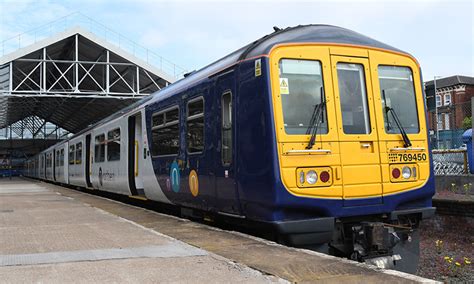 Northern Introduces Eight Bi Mode Class 769 Trains Onto Network